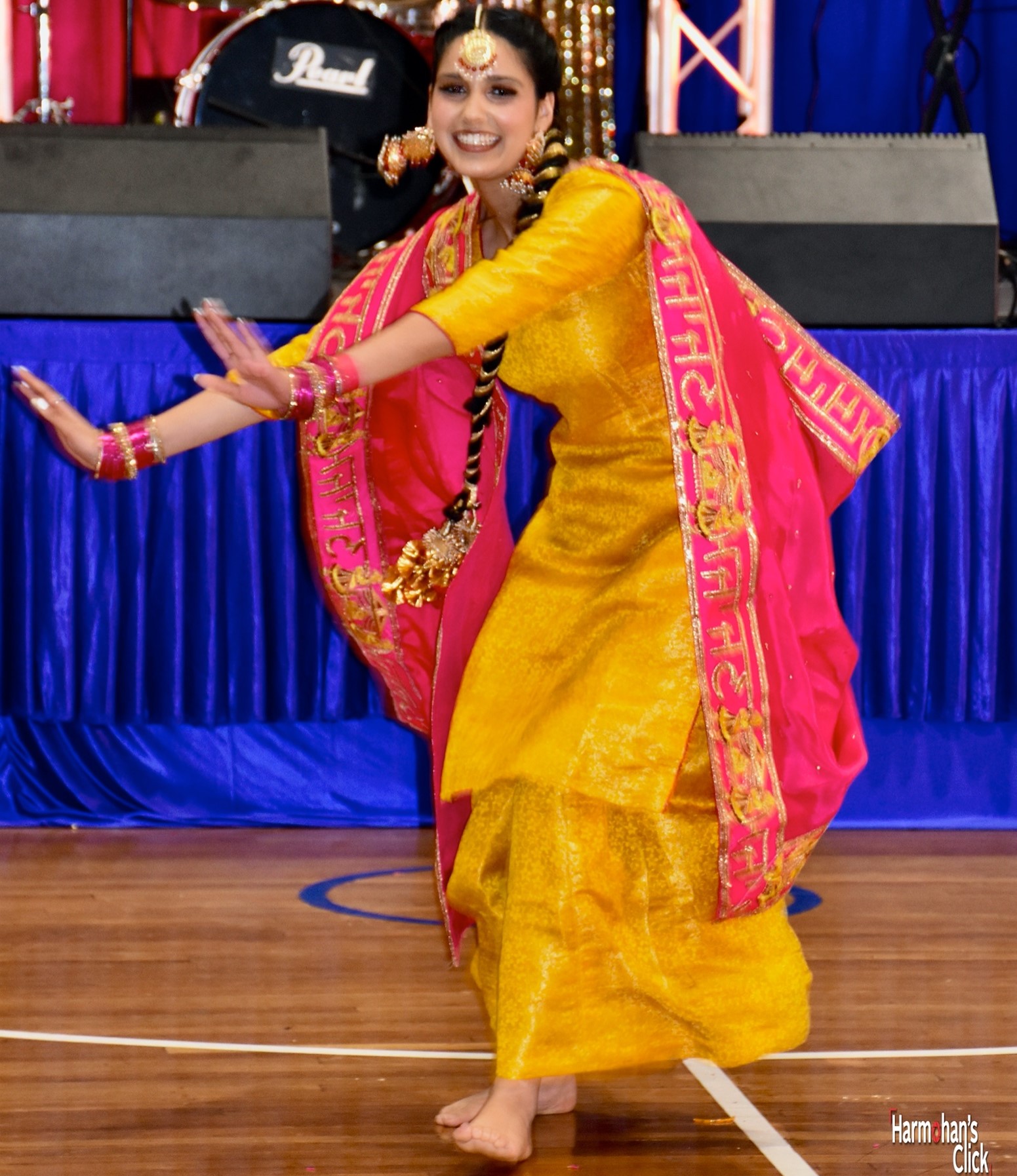 Sydney celebrates Festival of Teeyan with great gusto | The Indian Down ...